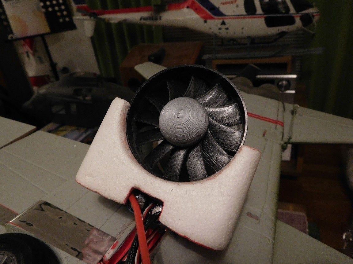 Free STL file 70mm 12-blade EDF fan. Fits Starmax F-5 EDF.・3D printing ...
